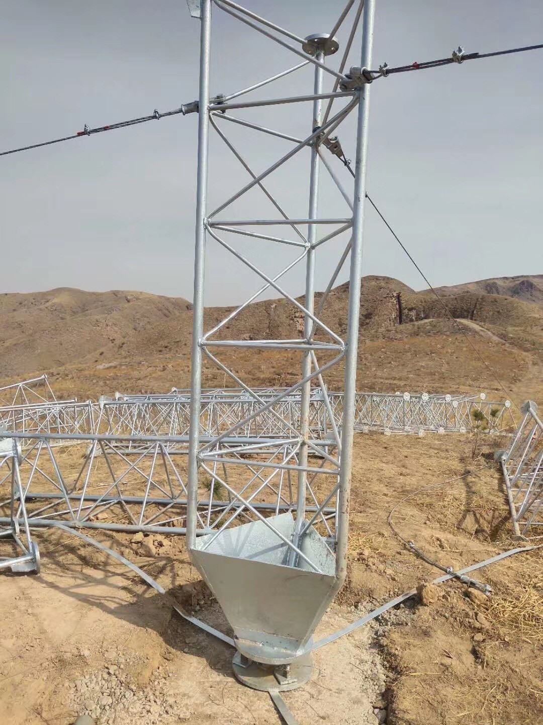 42m Steel Tubular Communication Guyed Wire Tower